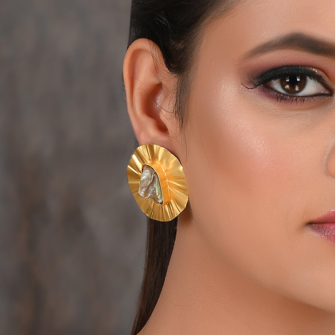 BAROQUE STATEMENT STUDS – For Ya