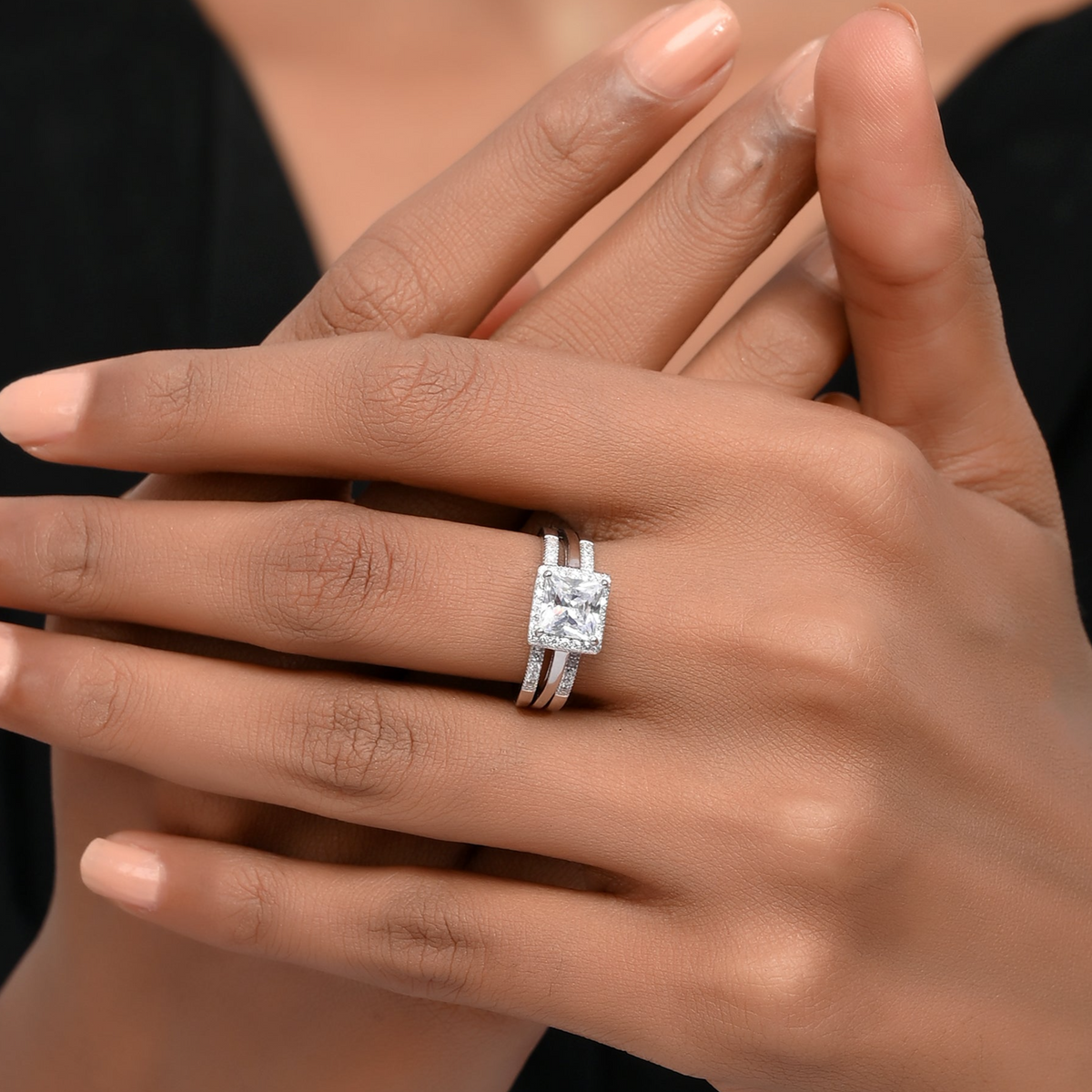 SILVER DIAMOND INTERLOCKED RING – For Ya